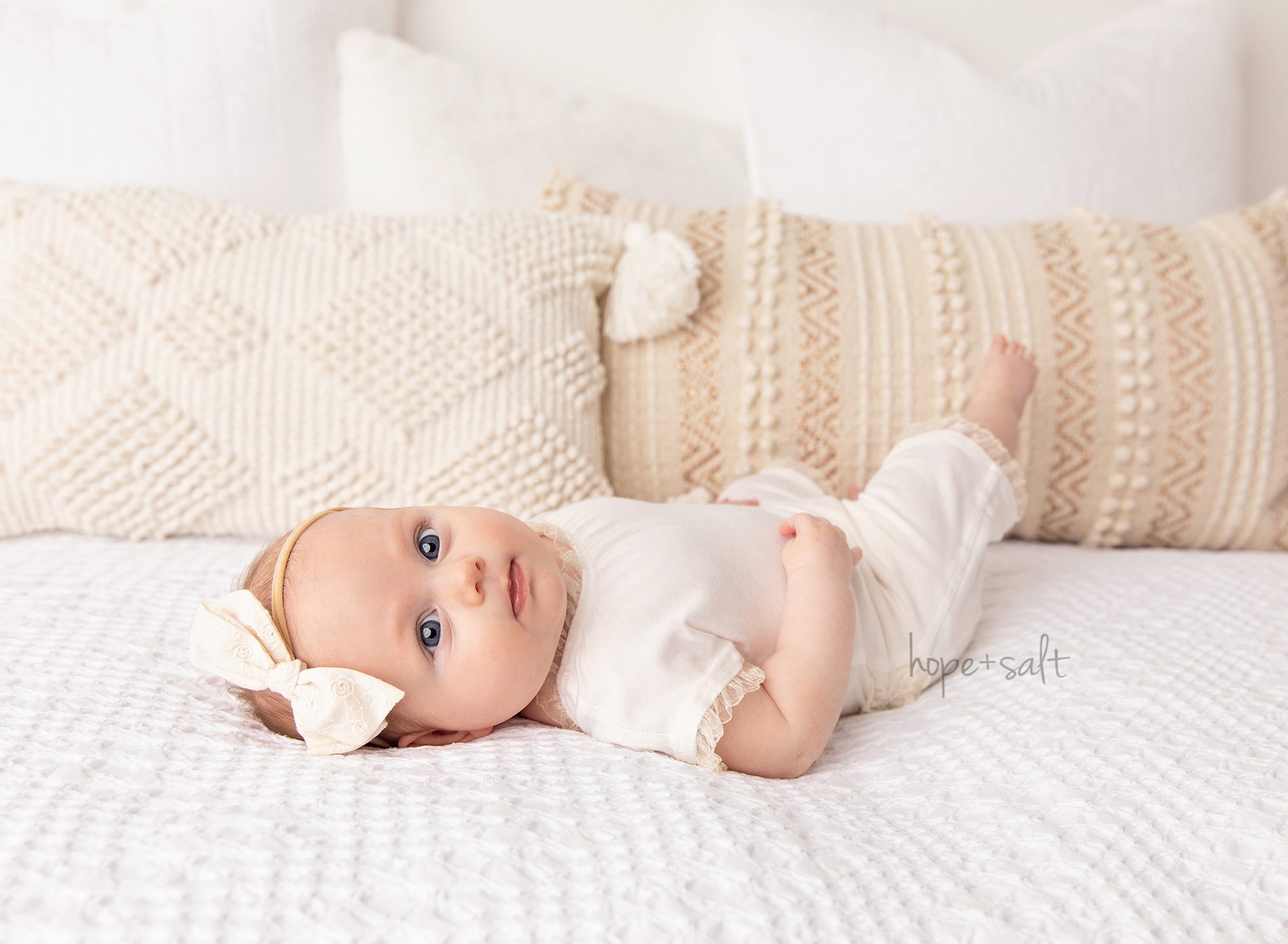 3 Month Old Milestone Photos Oakville Baby Photographer Hope Salt 3 Month Old Milestone Photos Oakville Baby Photographer Hope Salt